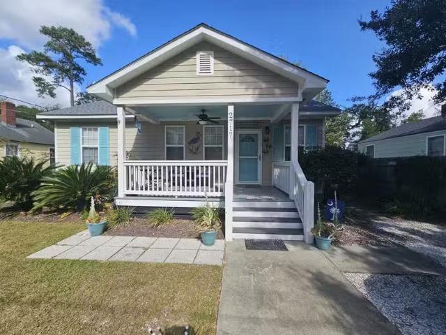 2717 Oaklawn Avenue 1 2717 Oaklawn St