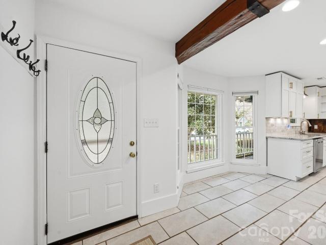 2717 Olde Whitehall Road