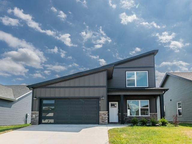 2717 Brewster Dr, Clarksville, TN 37042