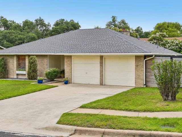 2717 Charlesworth Dr