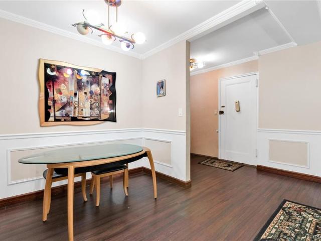 2717 E 28th Street 4E