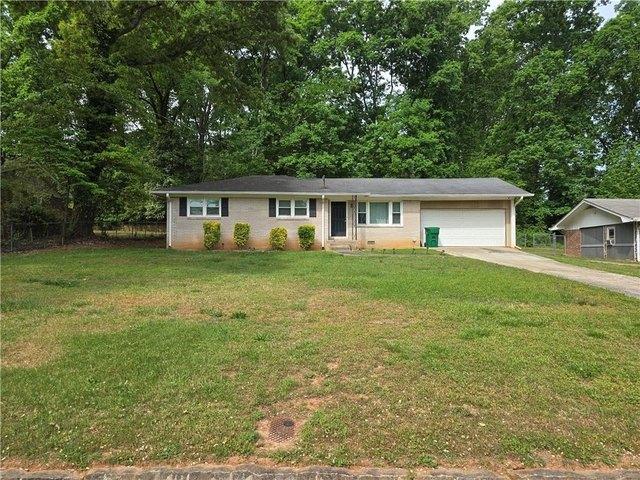 2717 Hutch Dr, Decatur, GA 30034