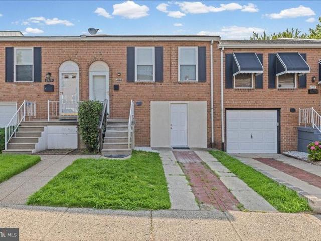 2717 Plover St, Philadelphia, PA 19153