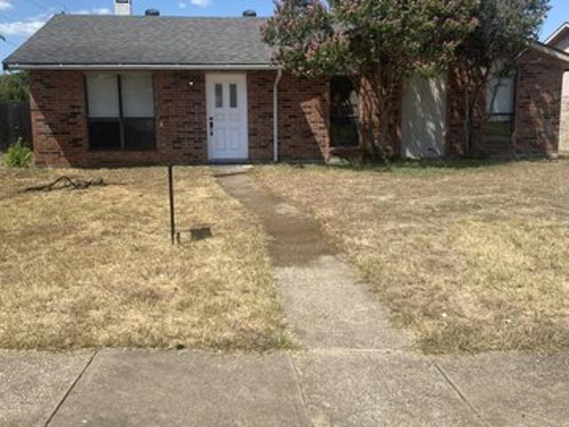 2717 Royalty Dr, Garland, TX 75044