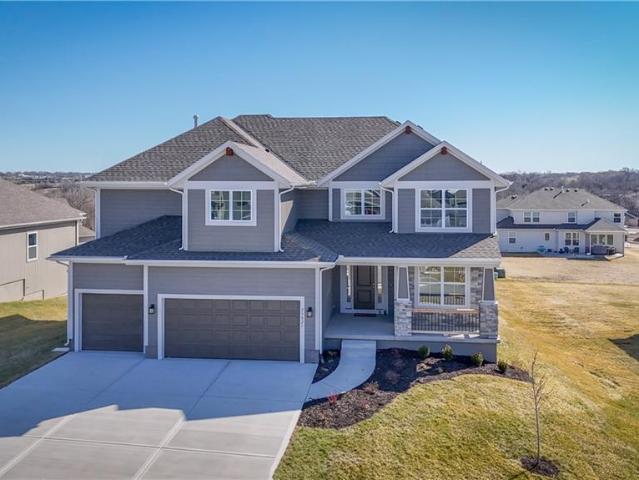 2717 W Park St, Olathe, KS 66061 | MLS #2609 | Compass