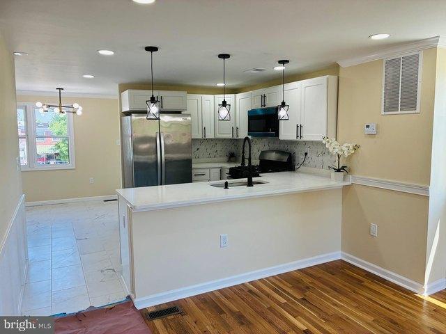 2717 Wegworth Ln, Baltimore, MD 21230