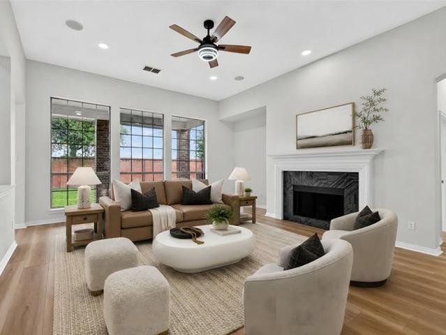 2717 Whispering Trl, Little Elm, TX 75068
