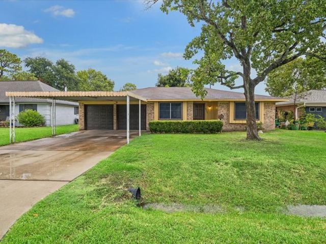 2717 Wisdom Dr, Deer Park, TX 77536
