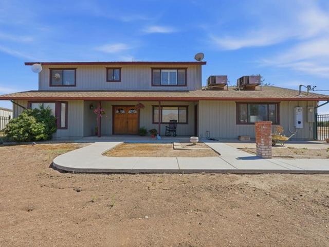 27186 Avenue 140, Porterville, CA 93257