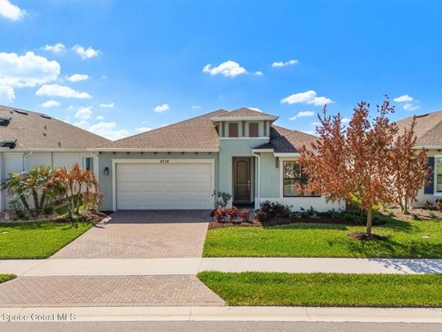 2718 Millennium Cir, Melbourne, FL 32940