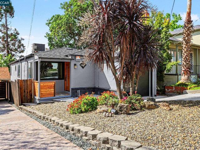 2718 Oliver Ave, Oakland, CA 94605 | MLS #41131 | Compass