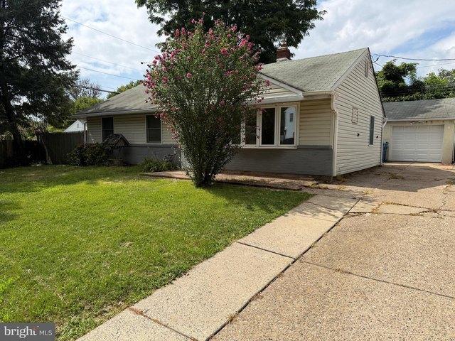 2718 Bellview Dr, Bensalem, PA 19020