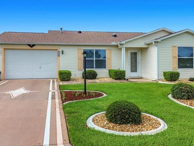 2718 Benavides Dr, The Villages, FL 32162