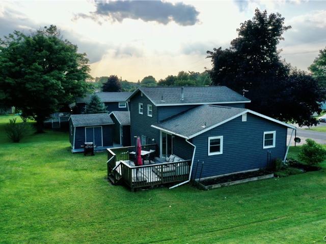 2718 Forest Hill Drive