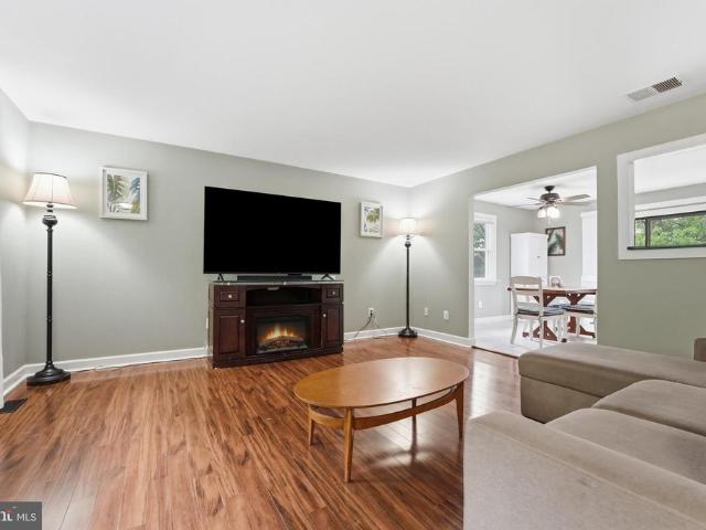 2718 Jackson Drive