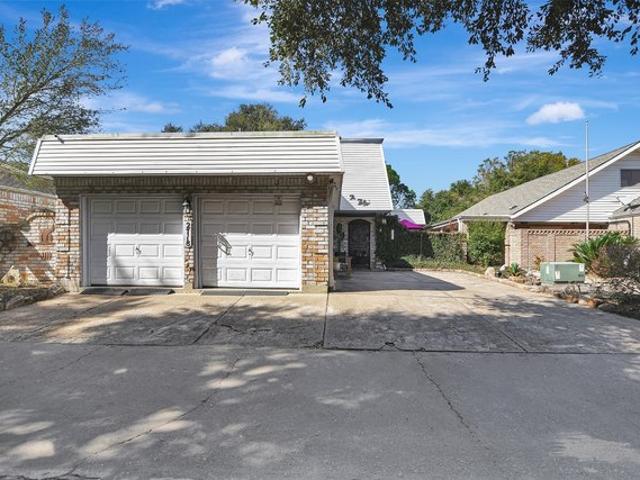 2718 Kissing Camel Ct, Missouri City, TX 77459