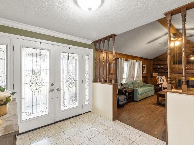2718 Lufkin Lane