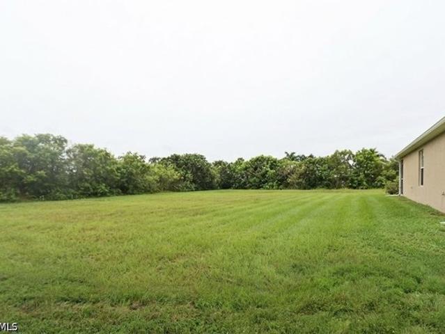 2718 SW 38th Ter, Cape Coral, FL 33914