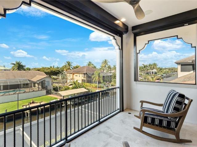 27194 Harbor Dr, Bonita Springs, FL 34135 | MLS #226001