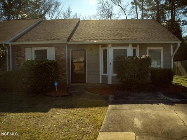 2719 Brookfield Dr, Midway Park, NC 28544