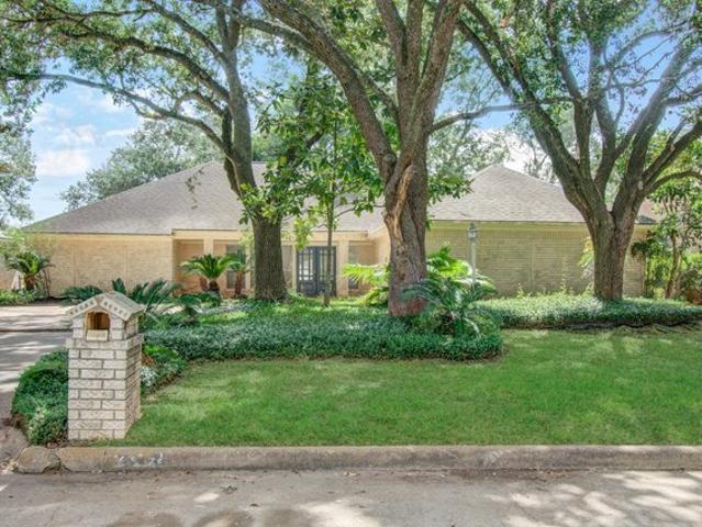 2719 E Pebble Beach Dr, Missouri City, TX 77459