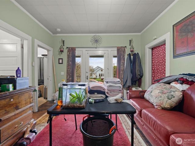 2719 Pacific Ave, Hoquiam, WA 98550 | MLS #2484 | Compass