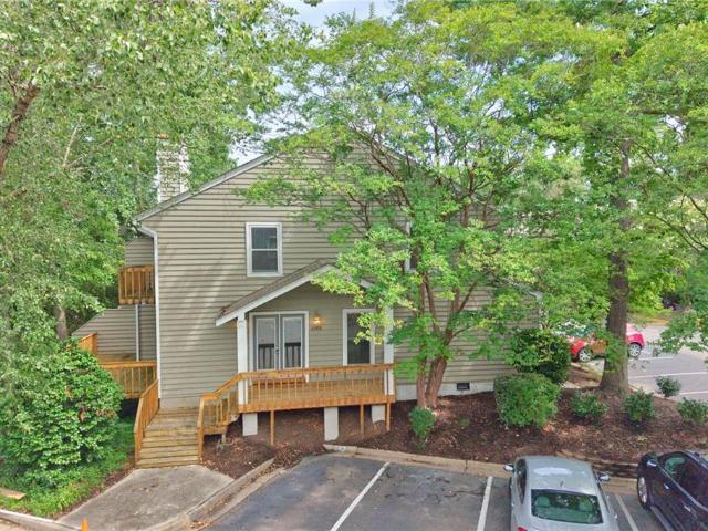2719 Seashore CV