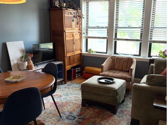 2719 W Wellington Ave 2, Chicago, IL