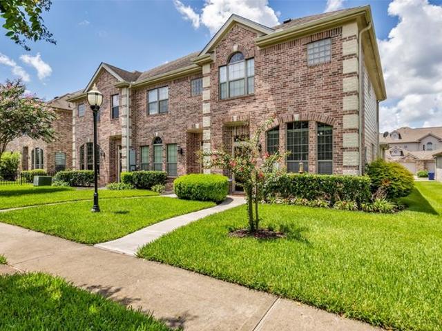 2719 Windy Thicket Ln, Houston, TX 77082