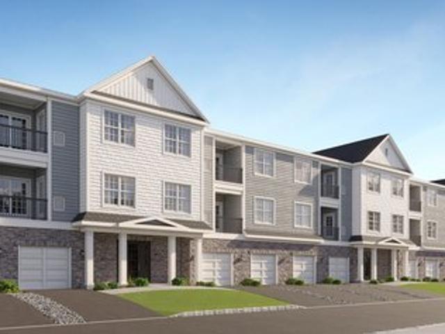 27102 Radford Ct, Monroe, NJ 08831