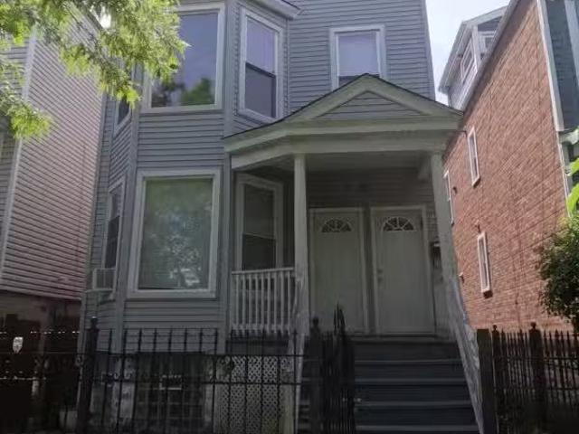 2710 N Ridgeway Avenue, 2, Chicago, IL 60647
