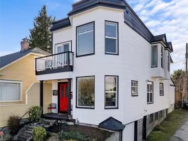 2710 N Washington St, Tacoma, WA 98407