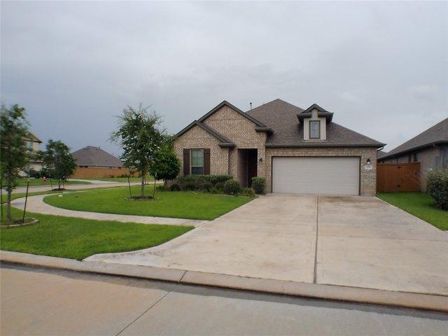 2710 Ocean Key Dr, La Marque, TX 77568