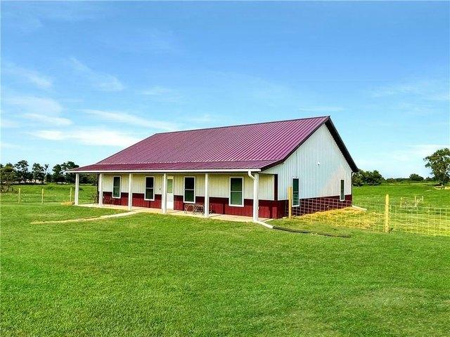 2710 Cc Hwy, Leeton, MO 64761