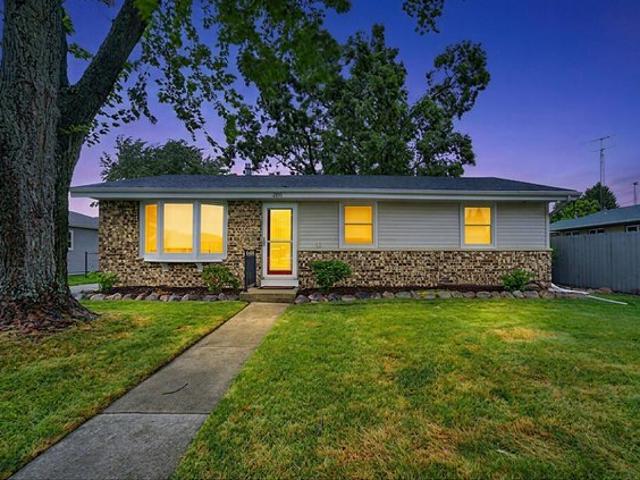 2710 Concord Dr, Racine, WI 53403