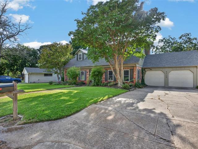 2710 Devonshire Drive