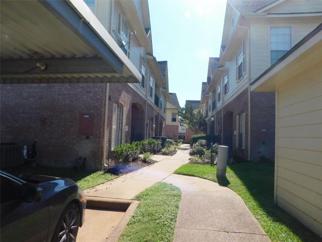 2710 Grants Lake Boulevard F4