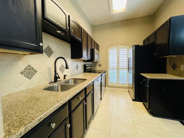 2710 Grants Lake Boulevard G1