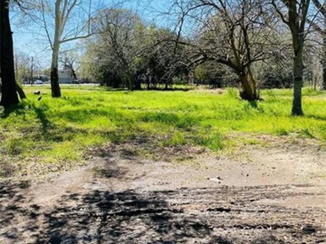 2710 Gray St, Houston, TX 77004