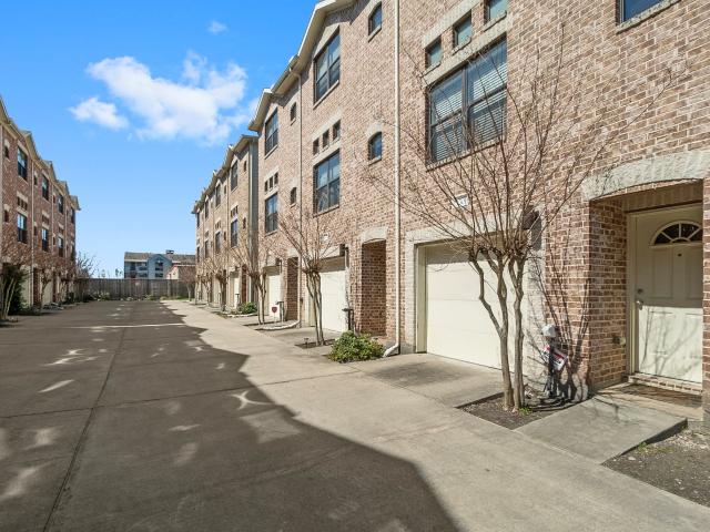 2710 Hullsmith Dr, Unit 1301, Houston, TX 77063 | MLS #77266 | Compass