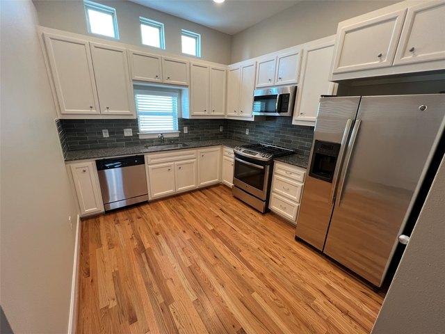 2710 Hullsmith Dr Apt 404, Houston, TX 77063