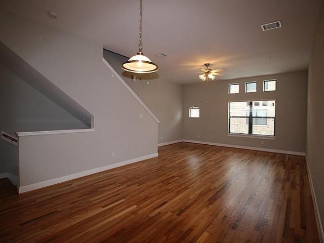 2710 Hullsmith Drive 1502