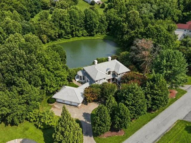 2710 Kirk Dr, Waldorf, MD 20603