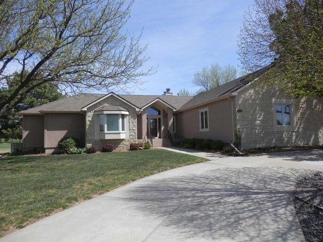 2710 Thunderbird Dr, Hays, KS 67601