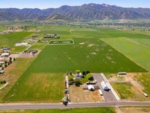 2710 W 6400 S Unit 1, Wellsville, UT 84339