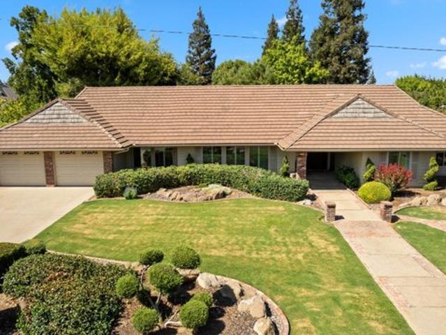 2710 W Palo Alto Ave, Fresno, CA 93711