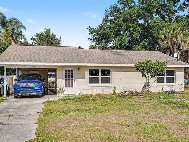2710 Woodlawn Dr, Winter Haven, FL 33881