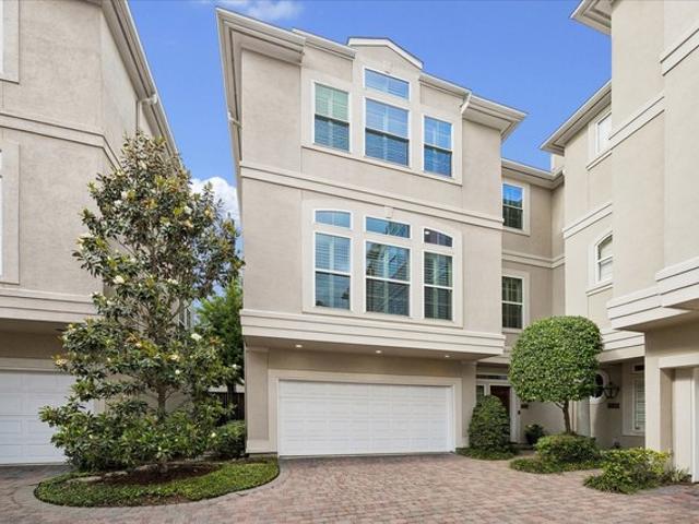 2710 Wroxton Rd, Houston, TX 77005