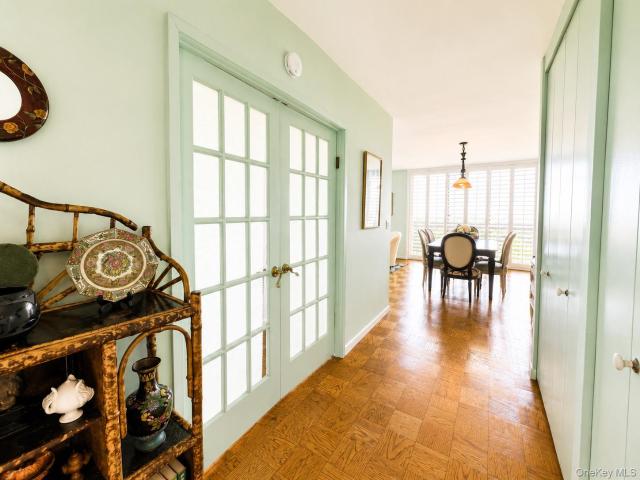 27110 Grand Central Parkway 7V