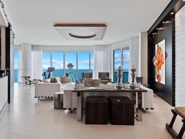 2711 Ocean Dr S #4005, Hollywood, FL 33019